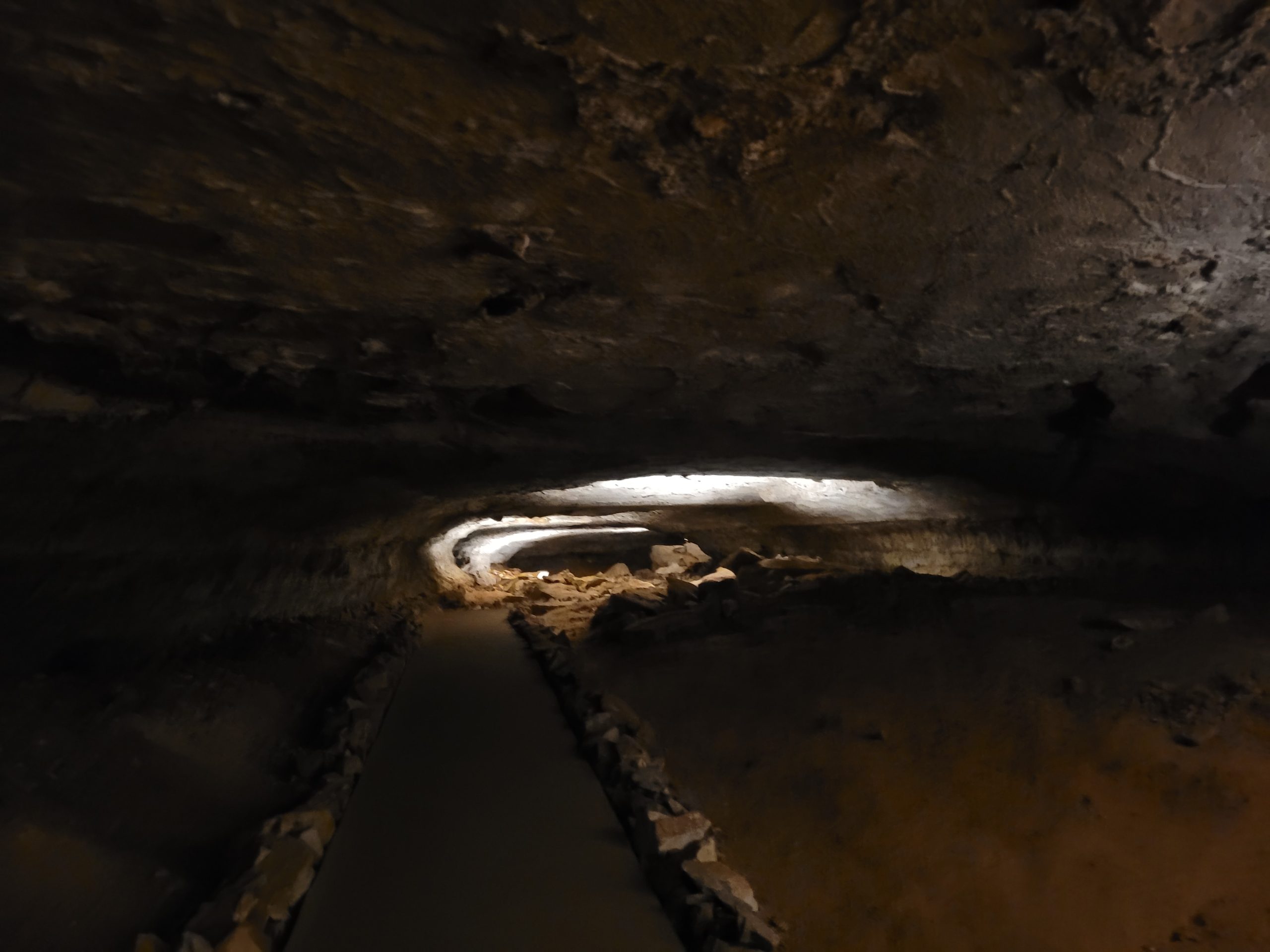 We went 250+ feet Underground!! Mammoth Cave Kentucky - WATCH ...